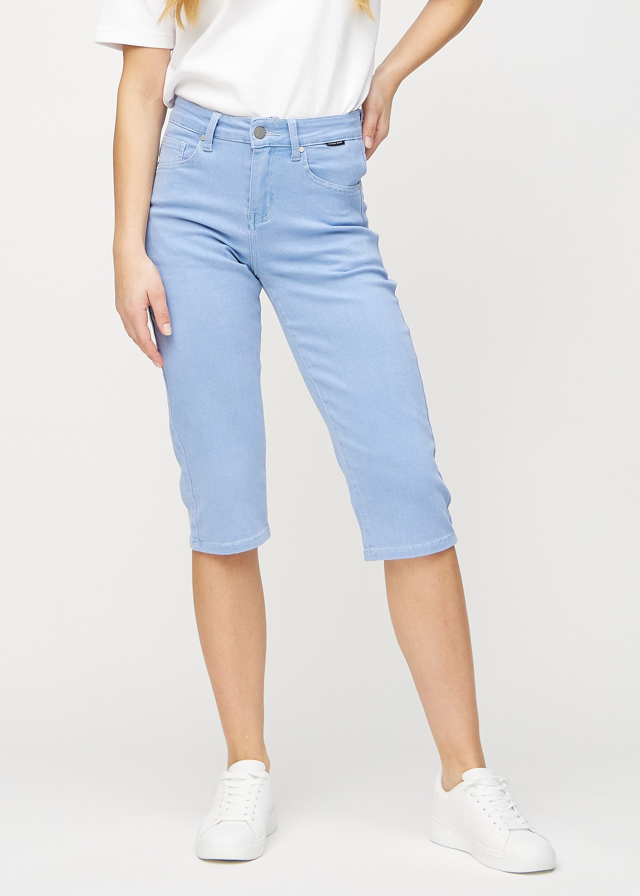 Skies™ Regular Capris - Light Blue - Women | Perfect Jeans