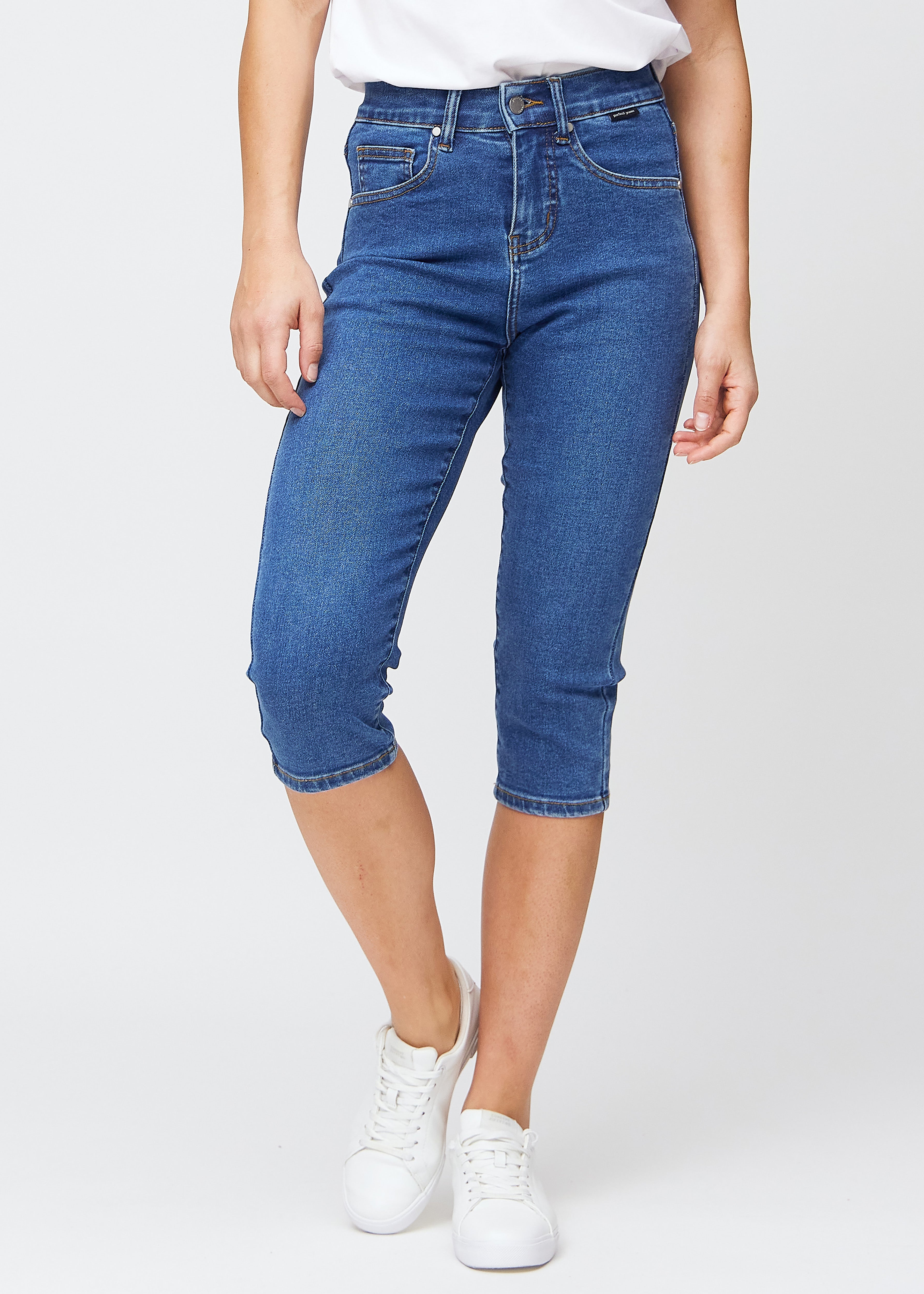 Oceans™ Slim Denim Capris - Dark Blue - Women | Perfect Jeans