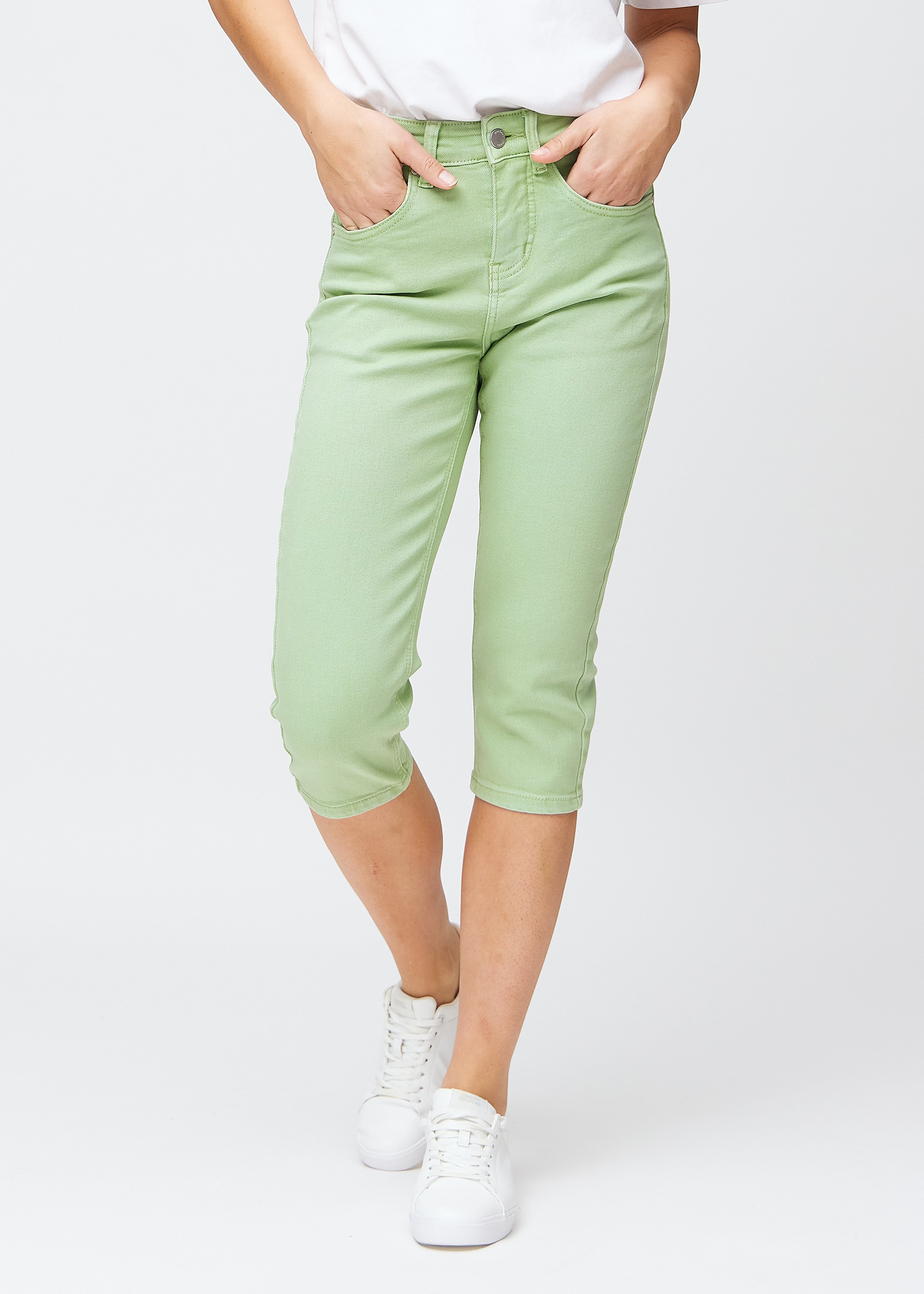 Mints™ Slim Pastel Capris - Light Green - Women | Perfect Jeans